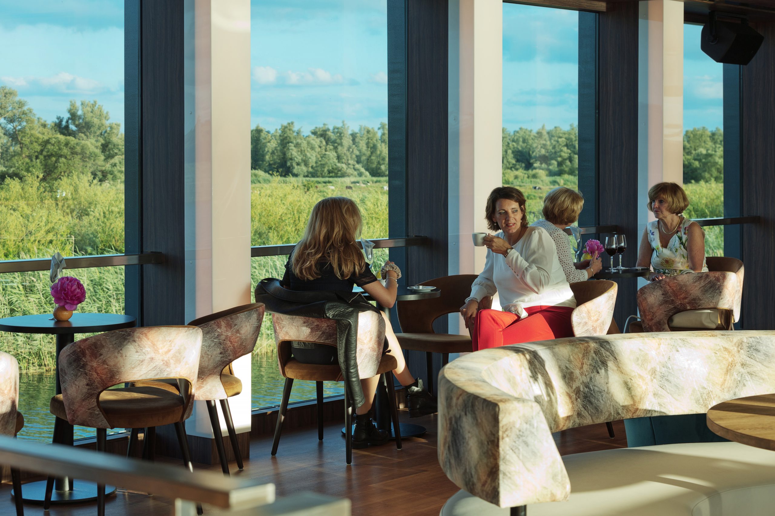 Blue Rhapsody | Eventboats